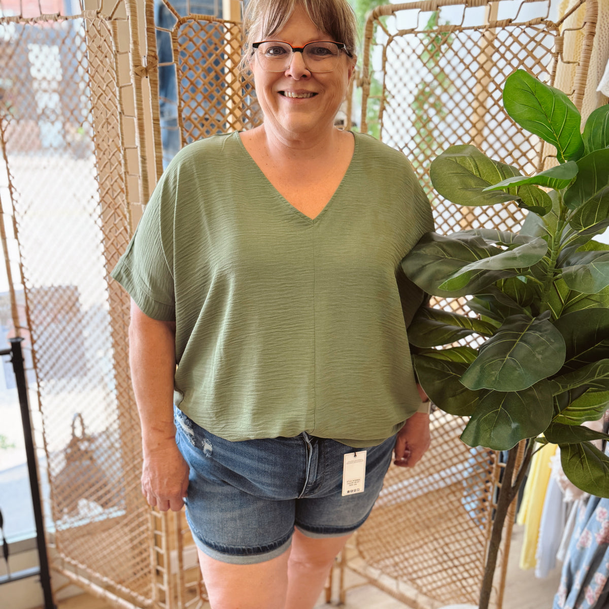 Zen V Neck Seam Top-Olive – The Silo Boutique