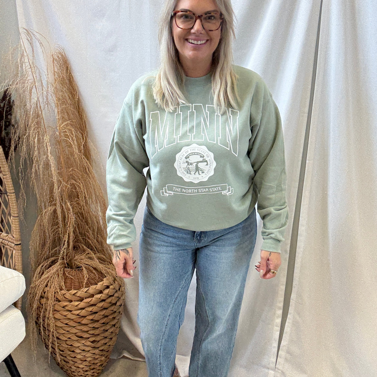 Stonewash Green Minnesota Sweatshirt – The Silo Boutique